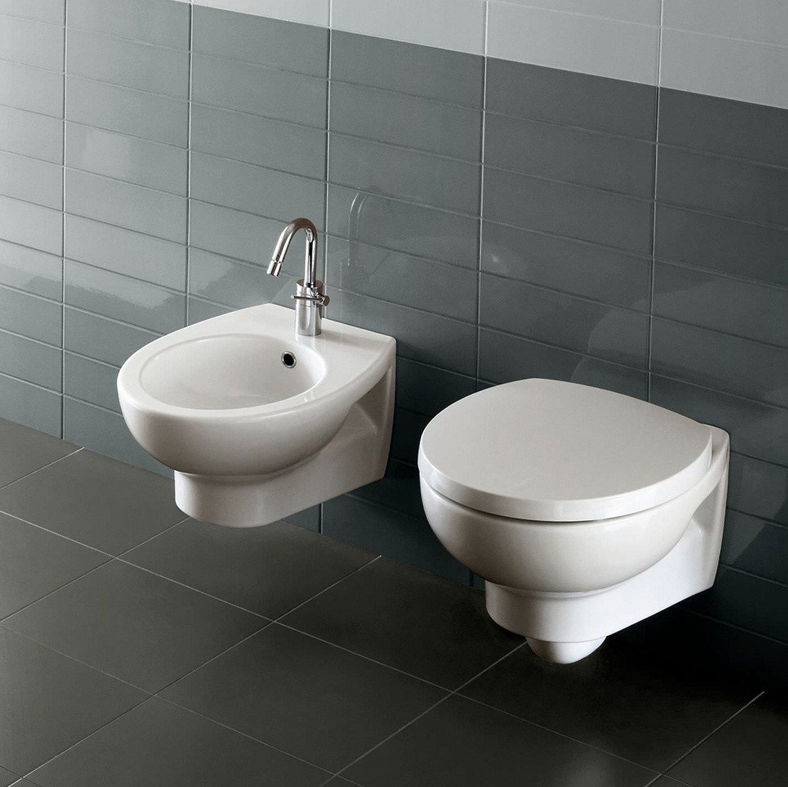 Hatria Erika Pro YXBS01 - Унитаз подвесной 53*37 см, в магазине сантехники Сантехмаг.Ру