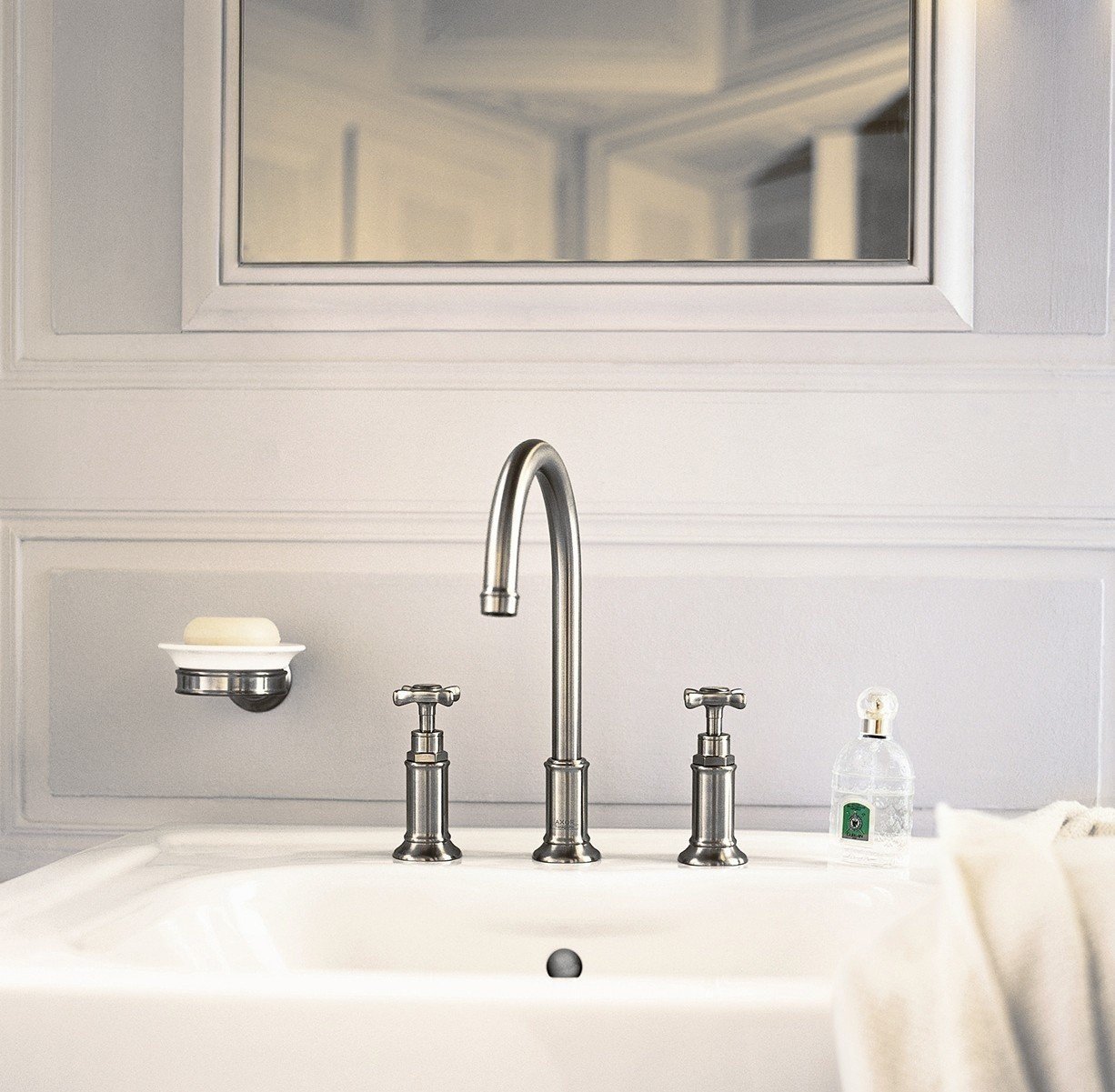 AXOR Montreux 16513260 Смеситель для раковины на три отверстия с ...